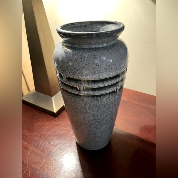 Harris Potteries | Art | Vintage Harris Potteries Chicago Illinois Tall ...